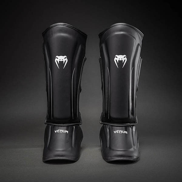 VENUM STEALTH ŠTITNICI ZA POTKOLENICE CRNO/BELI L
