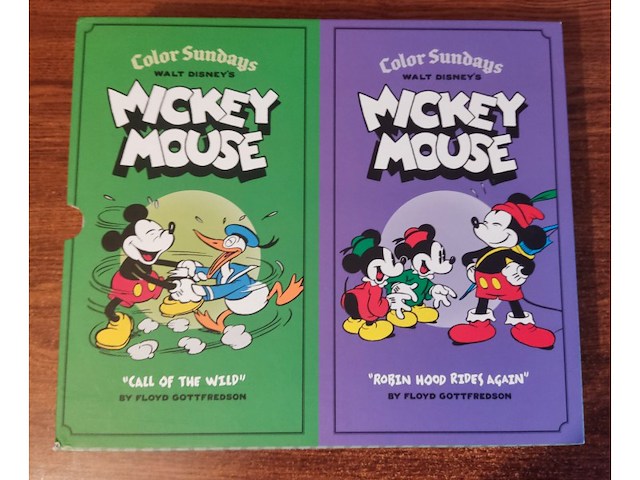 Walt Disney`s Mickey Mouse Color Sundays Gift Box Set