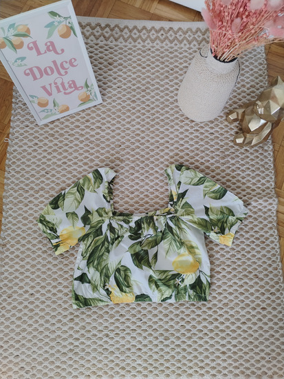 H&M sladak top sa limunovima XS/S