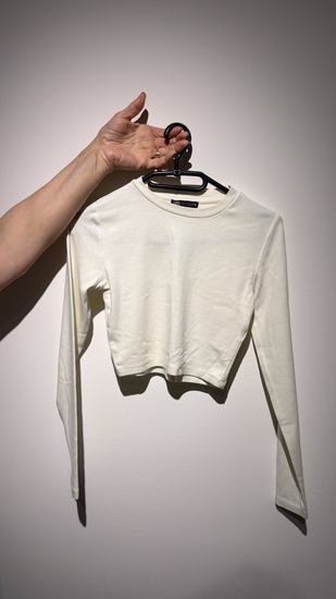 Zara beli crop top