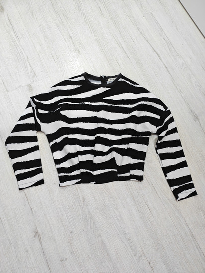 Crop top velicina S