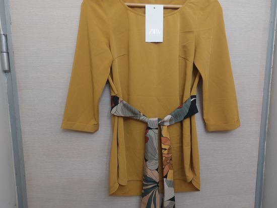 Zara bluza sa pojasom za vezivanje