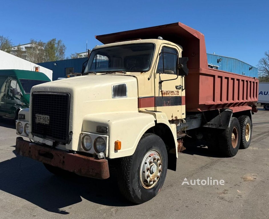 Volvo N10 6x4 full steel manual tipper kiper
