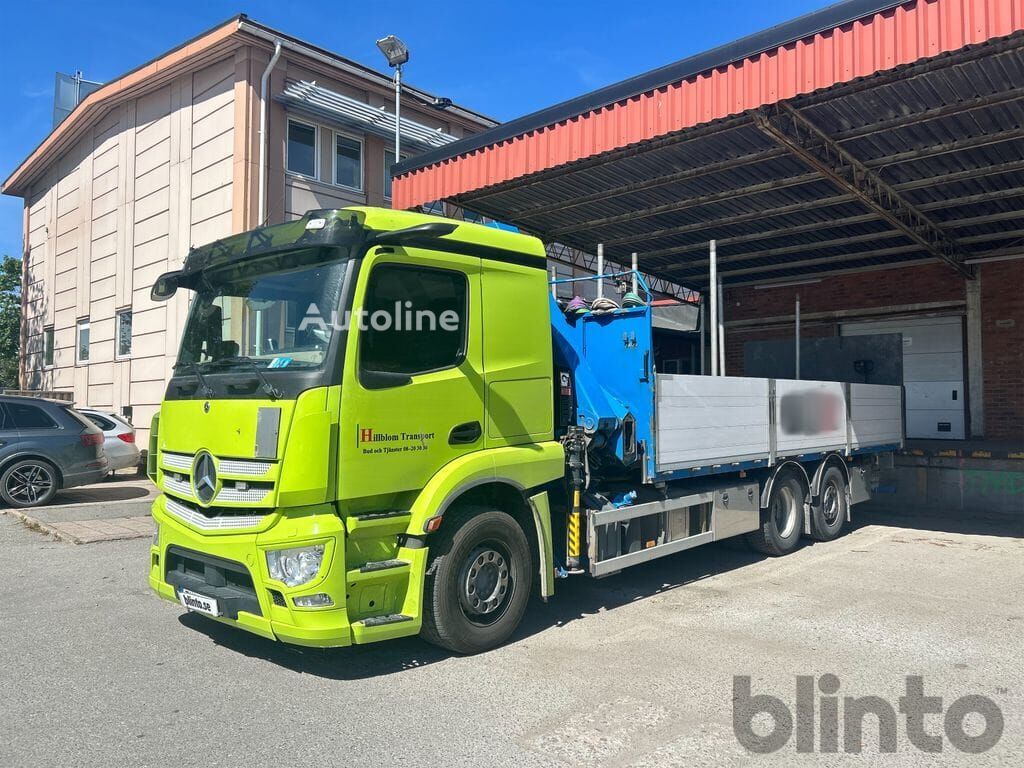 Prodaje se Mercedes-Benz ACTROS kamion s ravnom platformom na aukciji