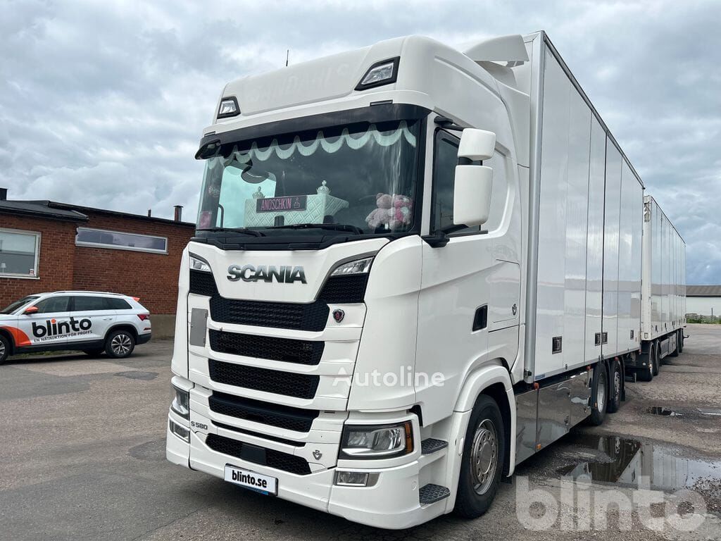 Prodaje se Scania S580 kamion furgon na aukciji