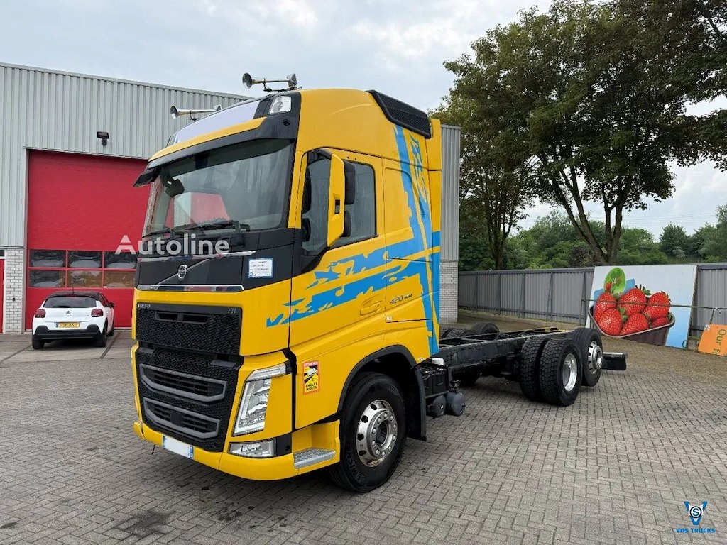 Volvo FH4-420 / ENGINE RUNNING / RETARDER / !!ONLY:129957 KM!! / LIFT+ kamion šasija nakon udesa