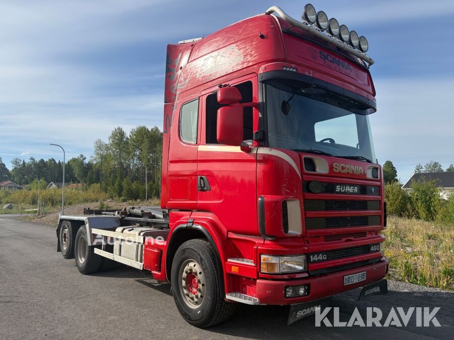 Prodaje se Scania 144G rol kiper sa kukom na aukciji