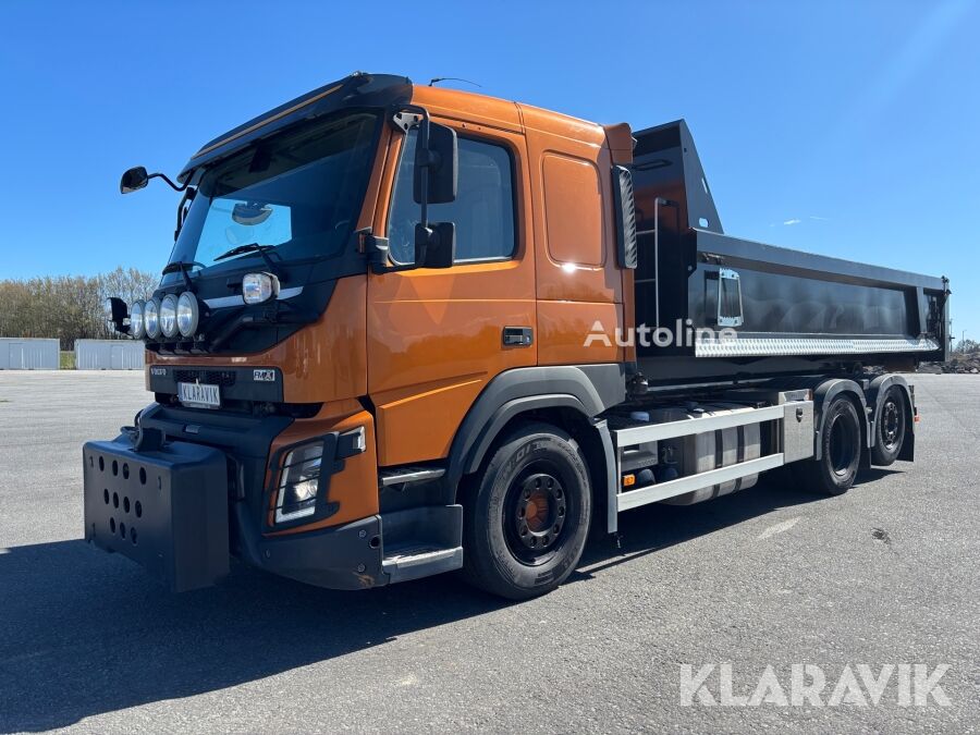 Prodaje se Volvo FMX rol kiper sa kukom na aukciji