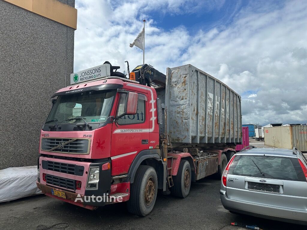 Prodaje se Volvo FM12 kamion za prevoz metalnog otpada na aukciji