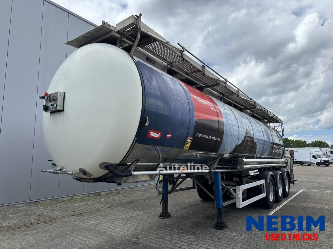 Feldbinder TSA 31.3 - 3 chamber - 30.950 ltr poluprikolica autocisterna
