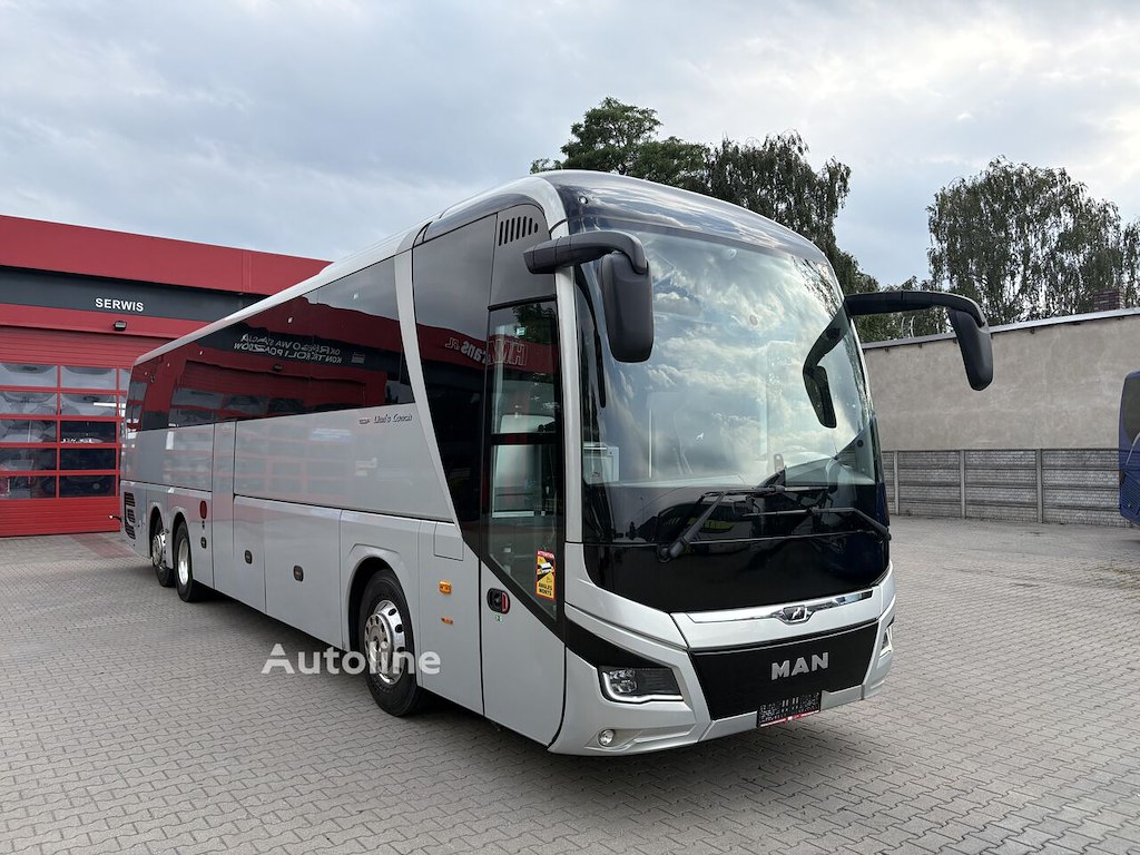 MAN Lions Coach turistički autobus