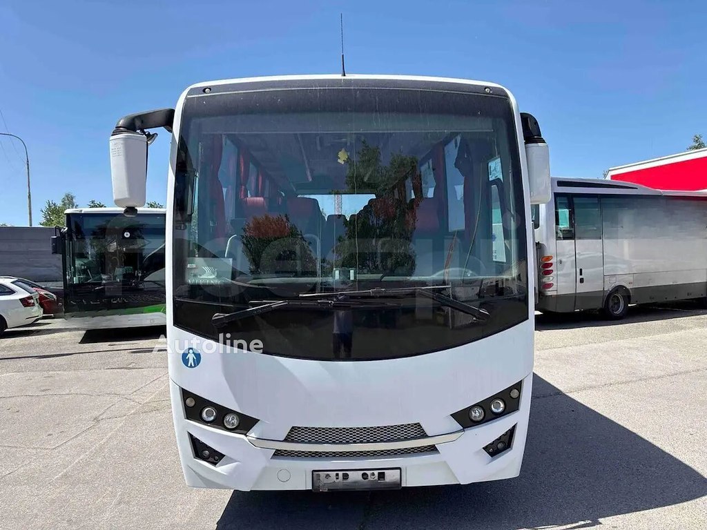 Isuzu Novo turistički autobus