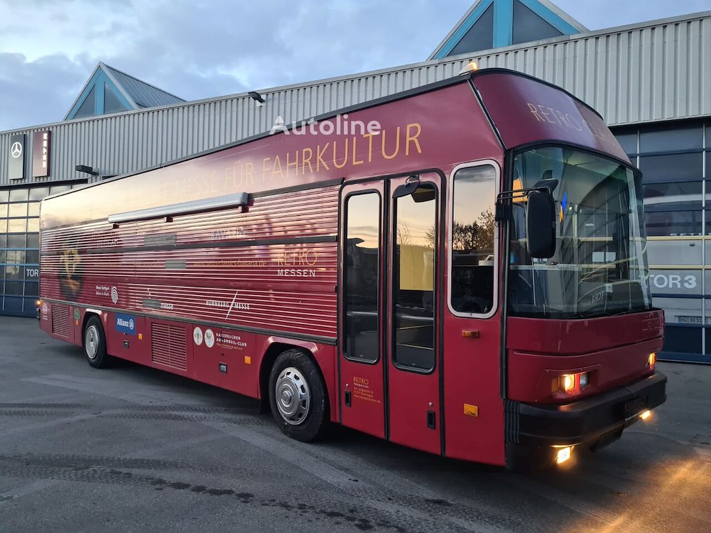 Neoplan TRANSLINER mobilna biblioteka