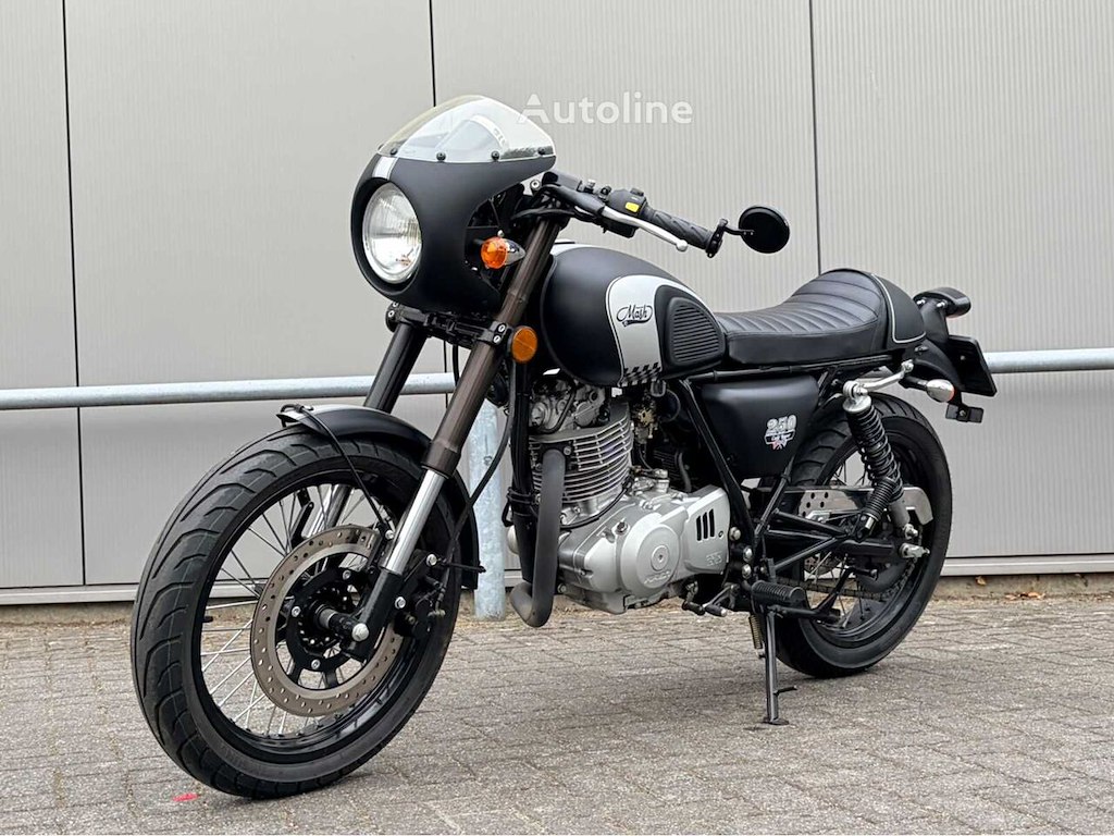 Prodaje se Mash Tour Cafe Racer motocikl na aukciji