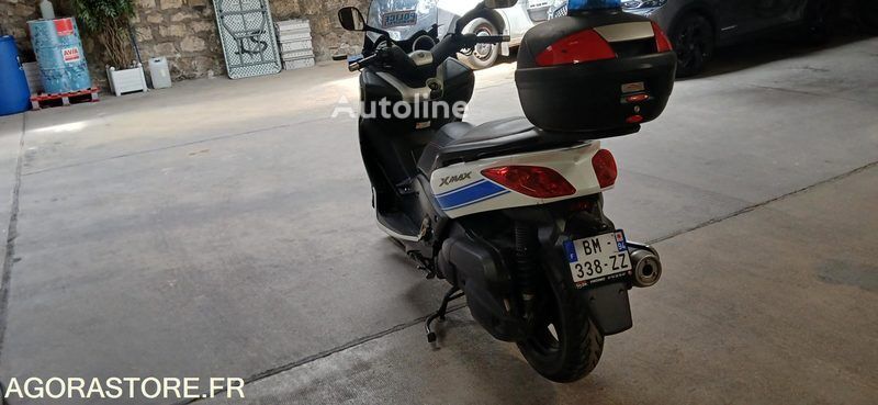 Prodaje se Yamaha X MAX 125 skuter na aukciji
