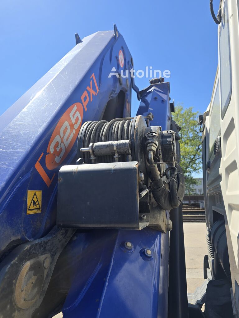 PM 32525PX autodizalica s kranom