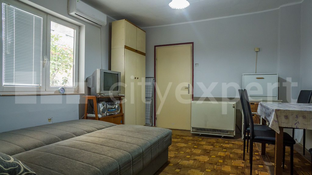 Kuća za izdavanje BEZ PROVIZIJE: Garsonjera, 30m², Bulevar despota Stefana, Stari grad - 350€