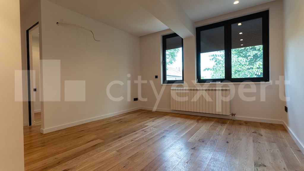 Poslovni prostor za prodaju - Jednoiposoban, 46m², Bulevar vojvode Mišića, Savski venac - 146000€