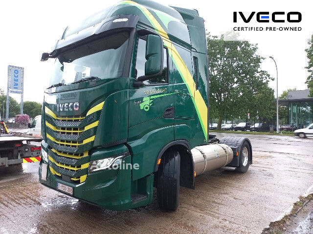 IVECO AS440S46T/P 2LNG tegljač