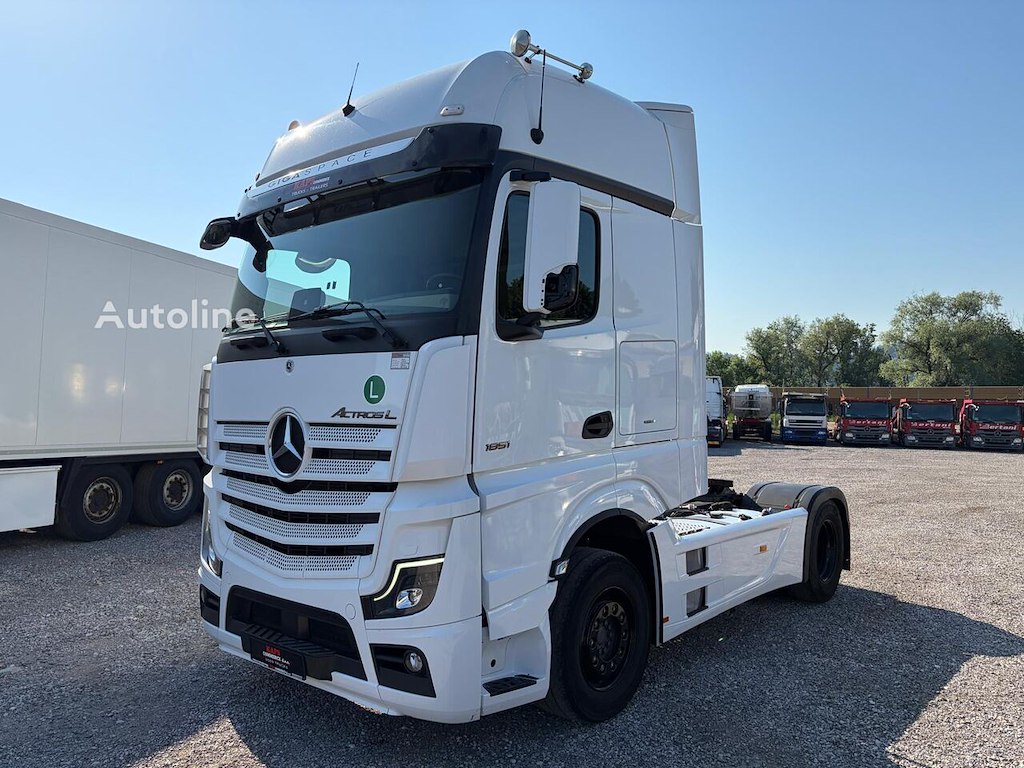Mercedes-Benz ACTROS 1851 LS tegljač