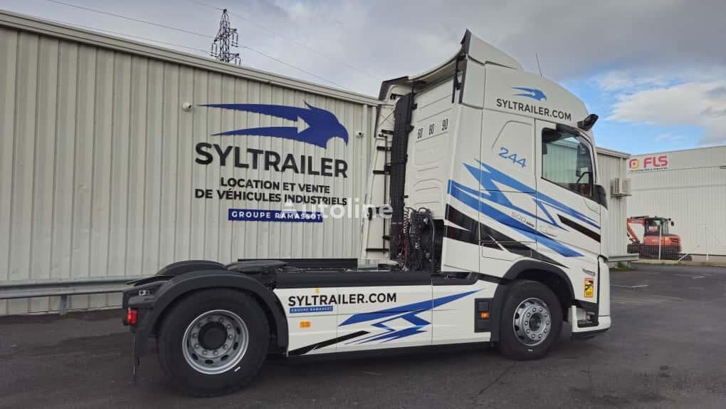 Novi Volvo FH 500 AERO Globetrotter XXL (Location / Rent) tegljač