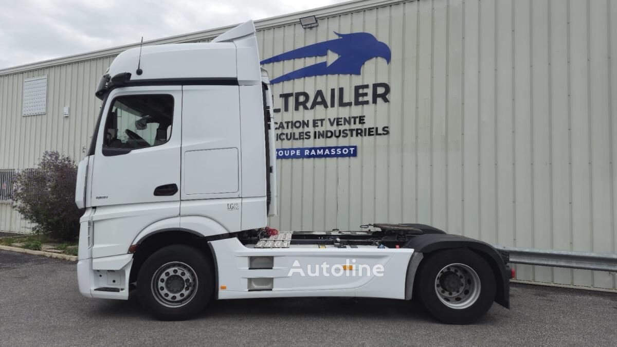 Mercedes-Benz Actros 1851 tegljač