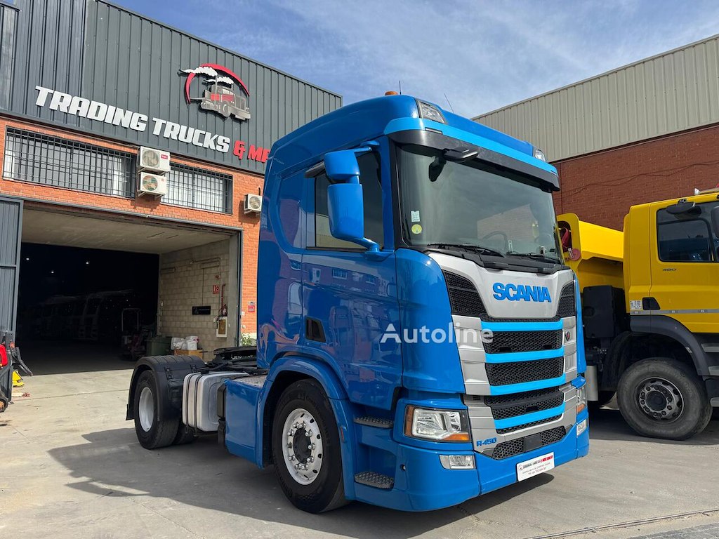 Scania R450 tegljač