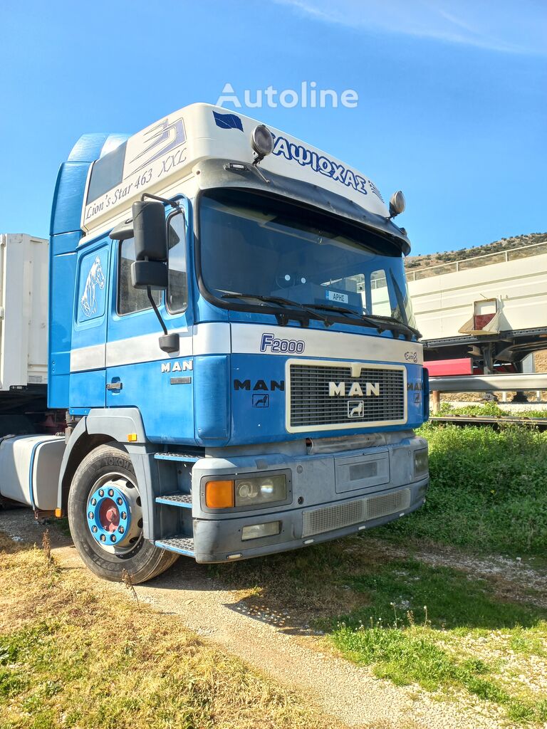 MAN F2000 tegljač