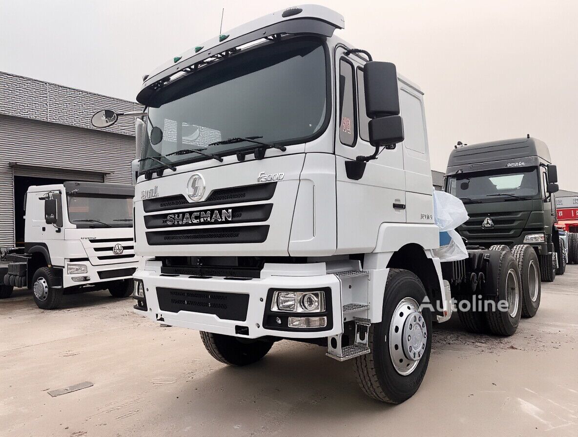 Shacman F3000 tegljač