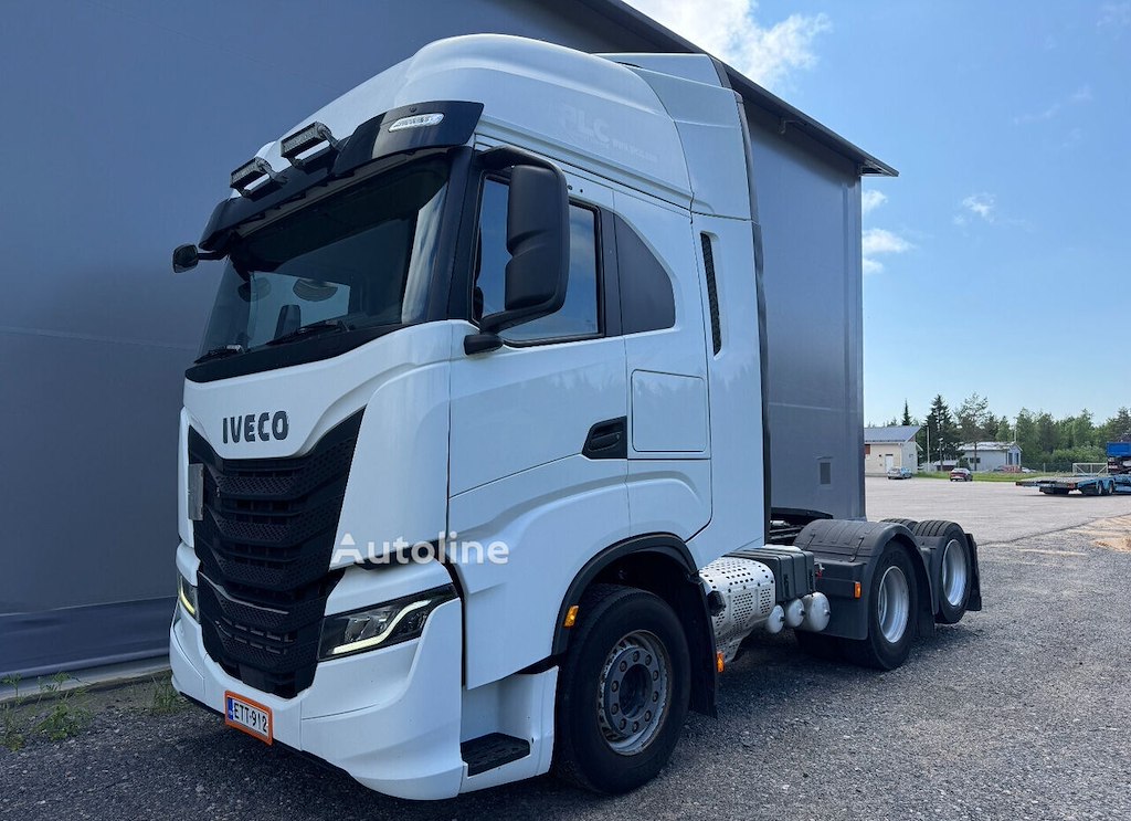 IVECO S-way 570 tegljač