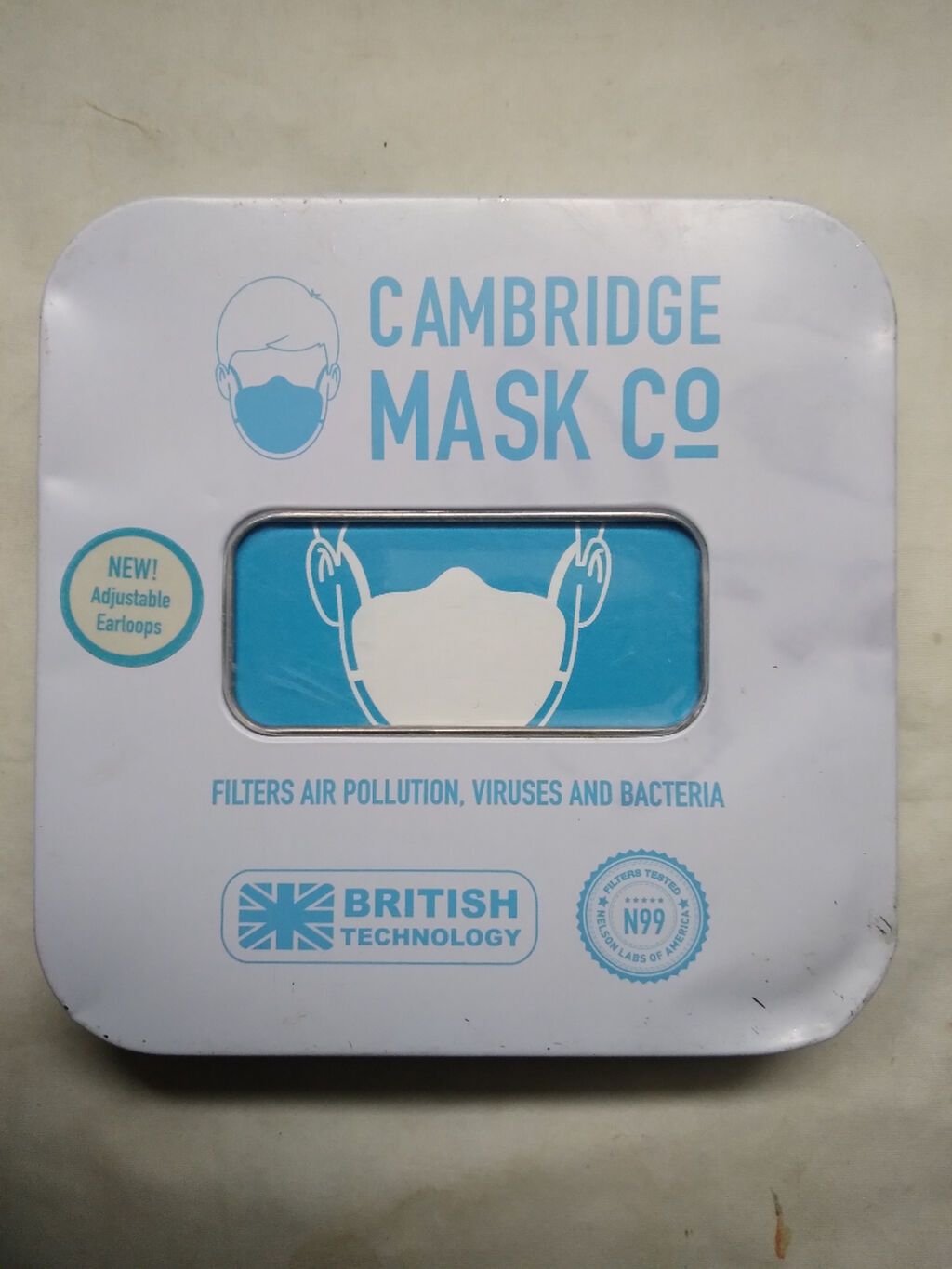 Decija Cambridge maska vel.XS u metal kutiji i sa