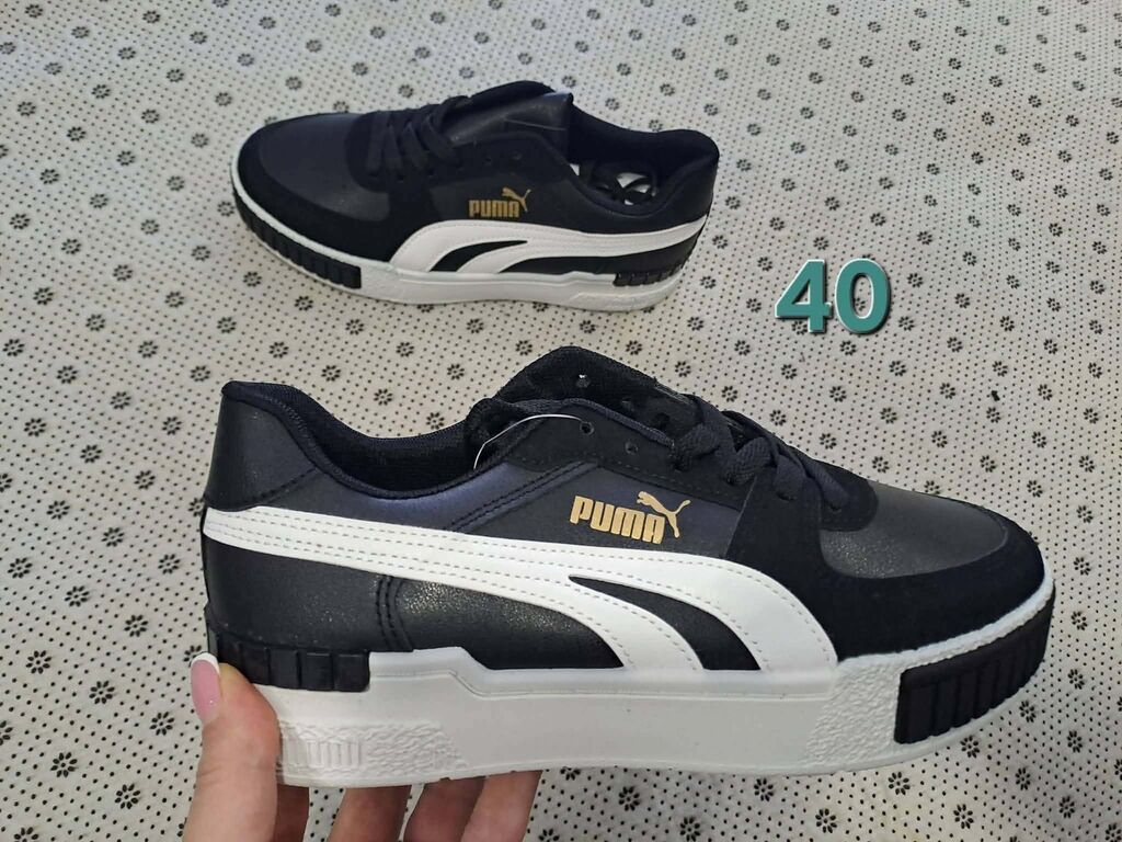 Puma patike – crno‑bele, veličina 40. - Model sa niskim profilom i