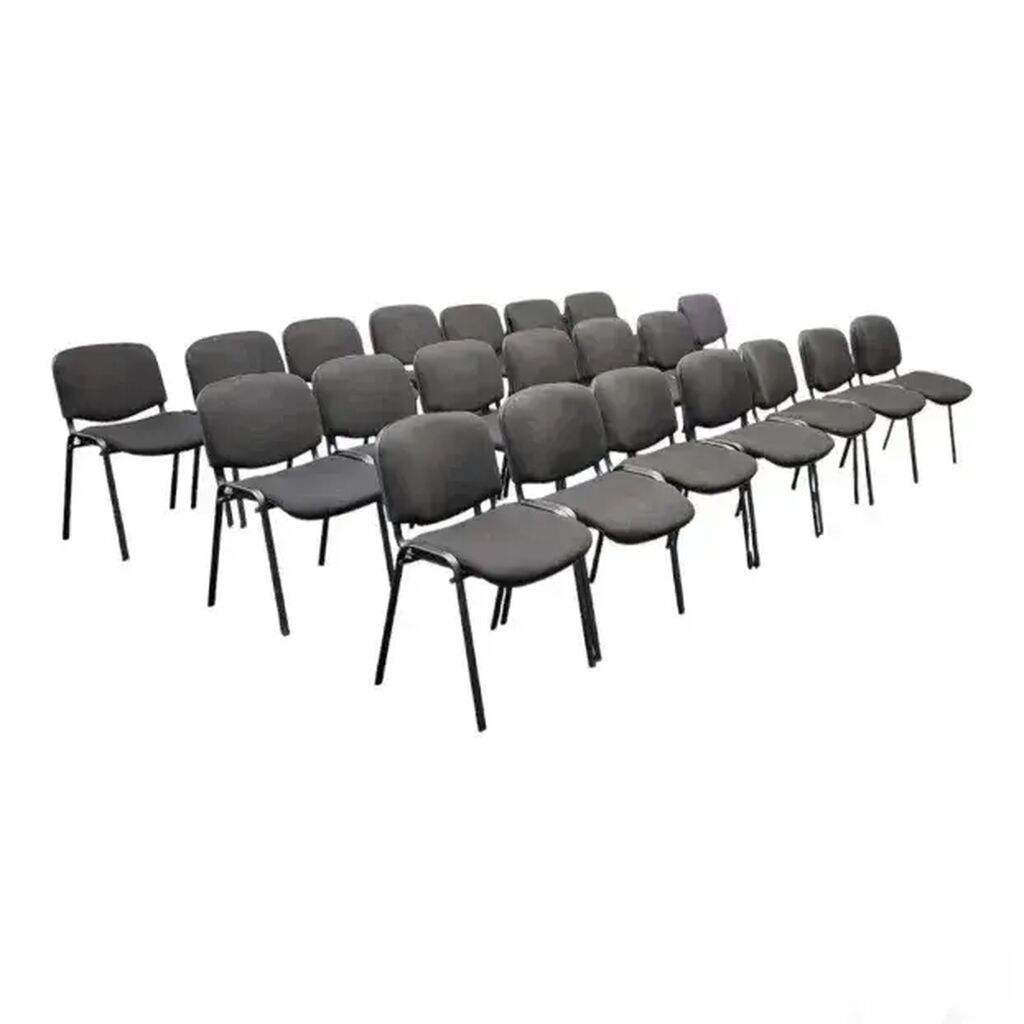 Konferencijski sto i stolice Kvalitetan, očuvan i funkcionalan radni