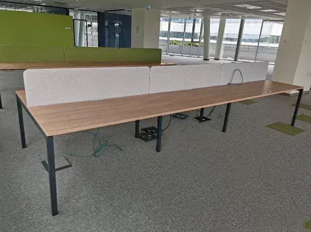 Modularni stolovi i stolice – Povoljno i funkcionalno    Kvalitetan
