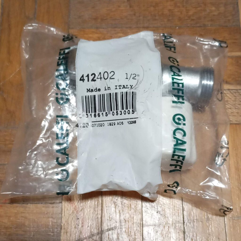 Prodajem CALEFFI Radijatorski navijak i ventil 1/2. Cena je za oba