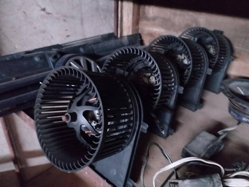 VENTILATOR KABINE ZA VOLKSWAGEN GOLF 4 | Delovi Golf 4