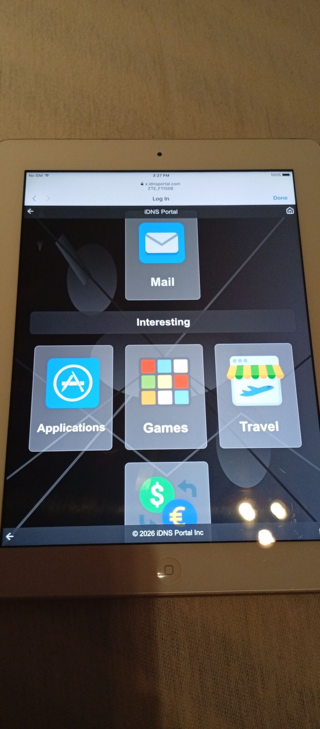 IPad tablet – beli, 9.7" ekran zamena moguca. za android 10.1