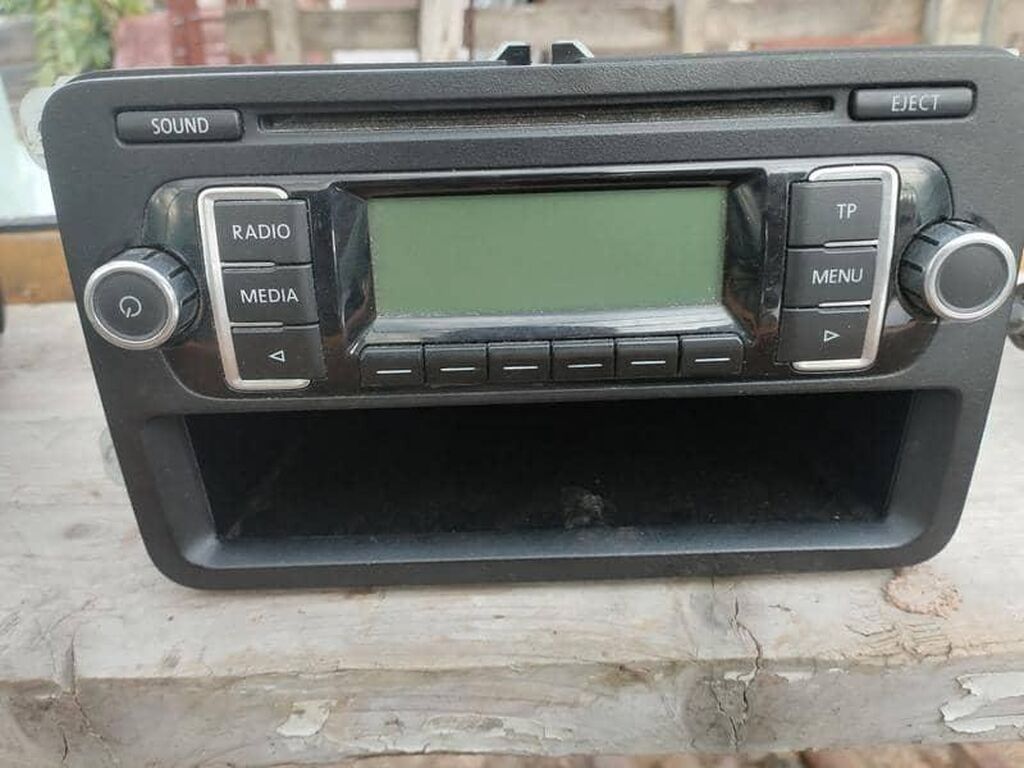 RADIO ZA VOLKSWAGEN GOLF 5 | Radio Golf 5
