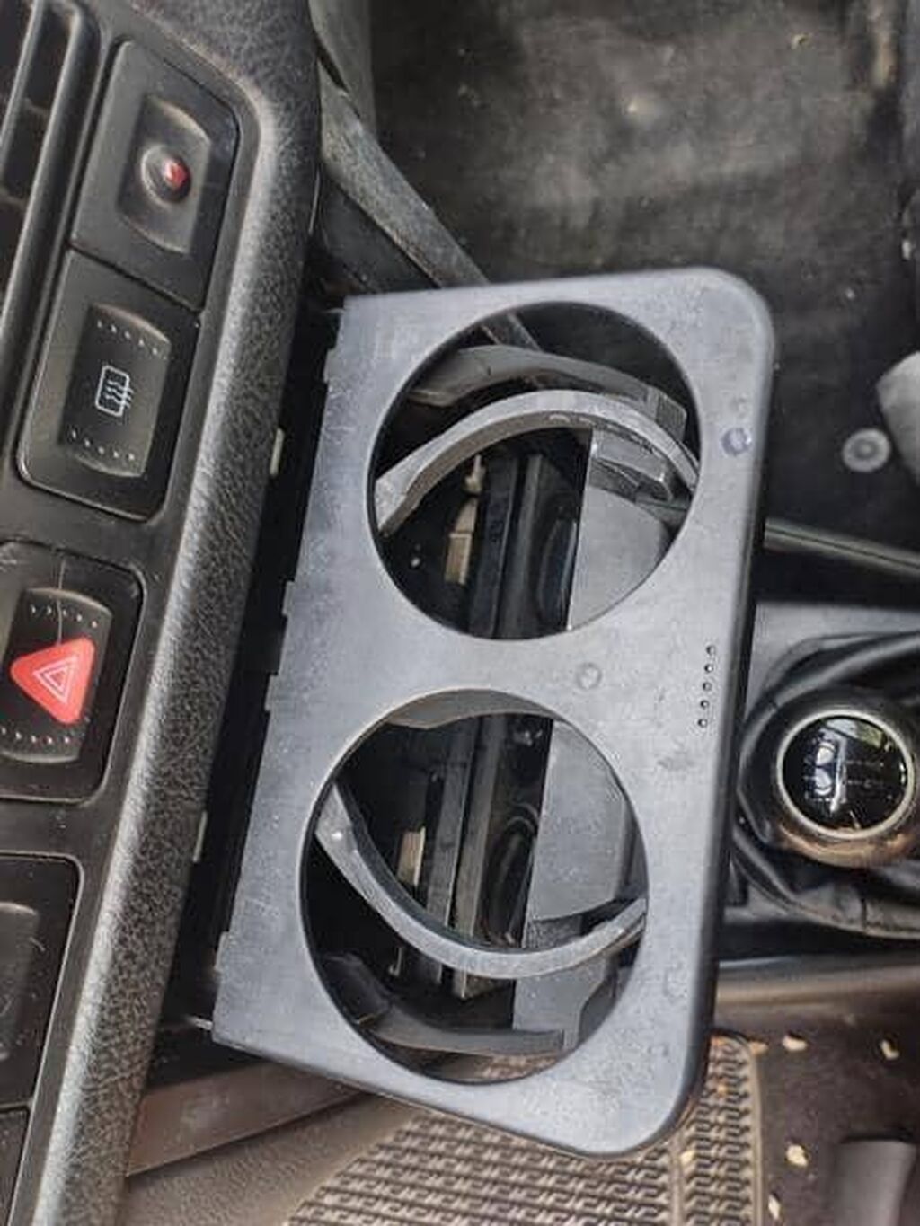 DRZAC CASA ZA VOLKSWAGEN GOLF 4 | Delovi Golf 4