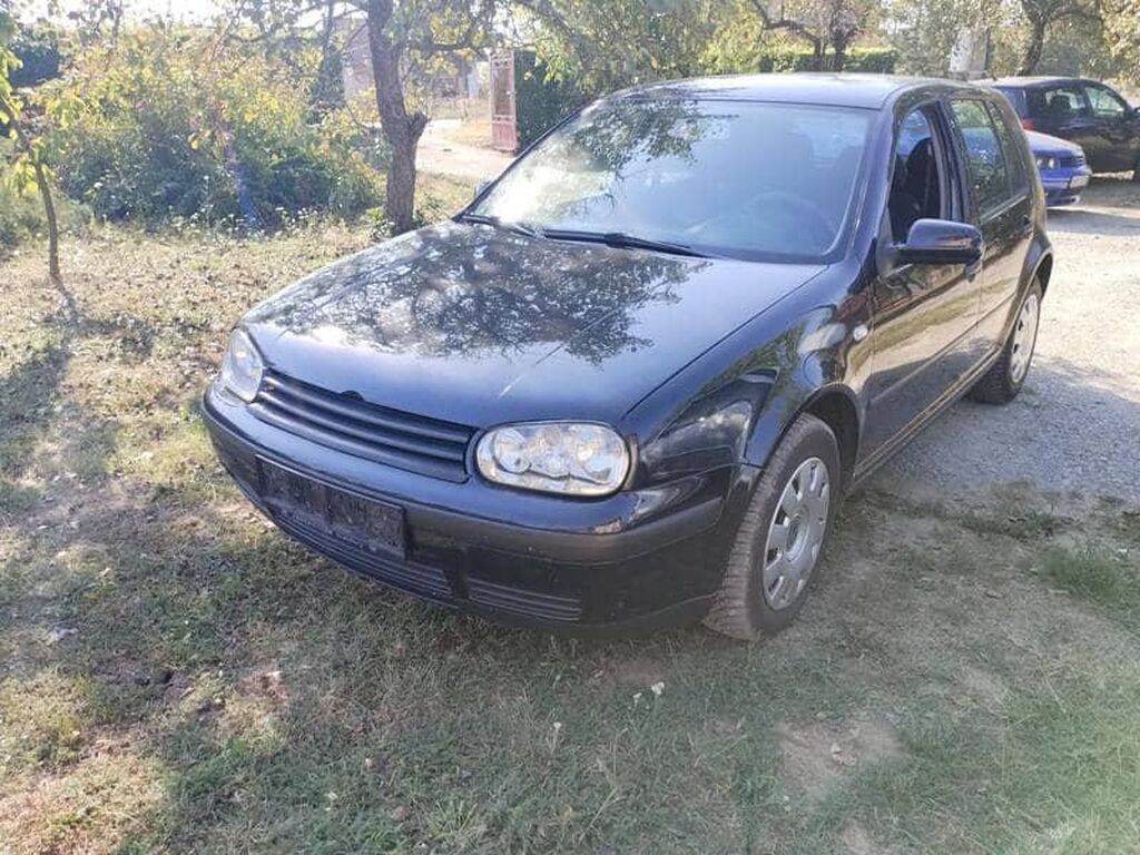 VOLKSWAGEN GOLF 4 - KOMPLETAN AUTO U DELOVIMA | Delovi Golf 4 1.9