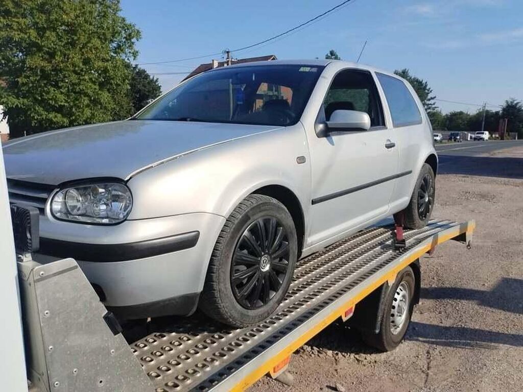 VOLKSWAGEN GOLF 4 - KOMPLETAN AUTO U DELOVIMA | Golf 4 1.4 16V