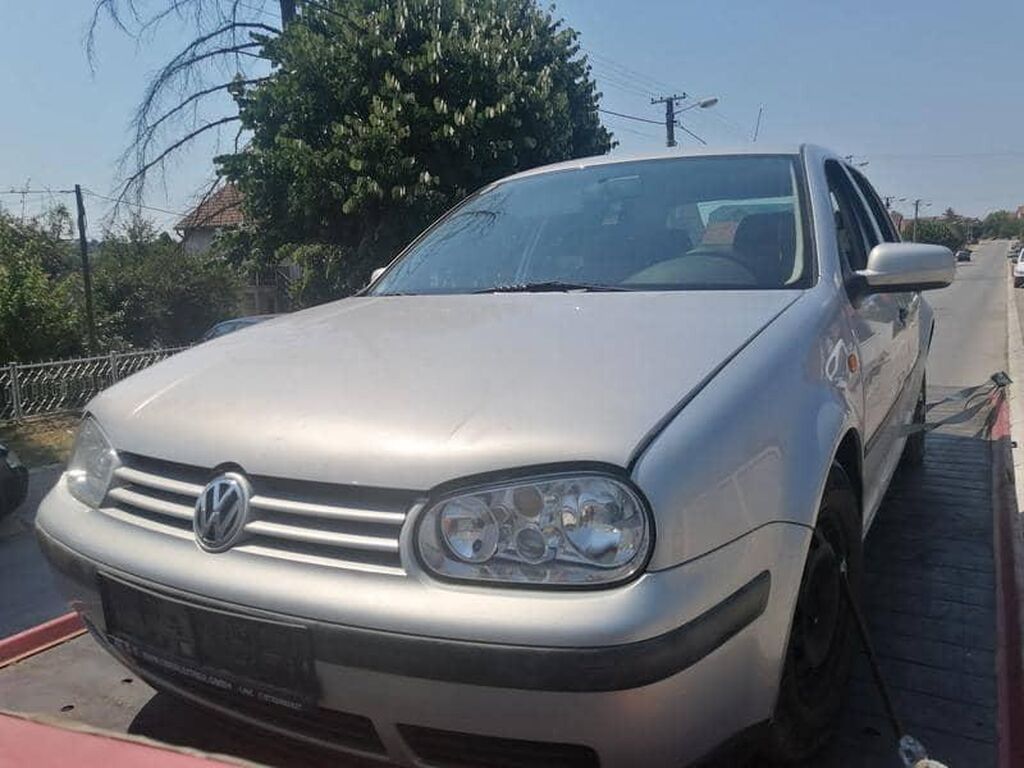 VOLKSWAGEN GOLF 4 - KOMPLETAN AUTO U DELOVIMA | Delovi za Golf 4