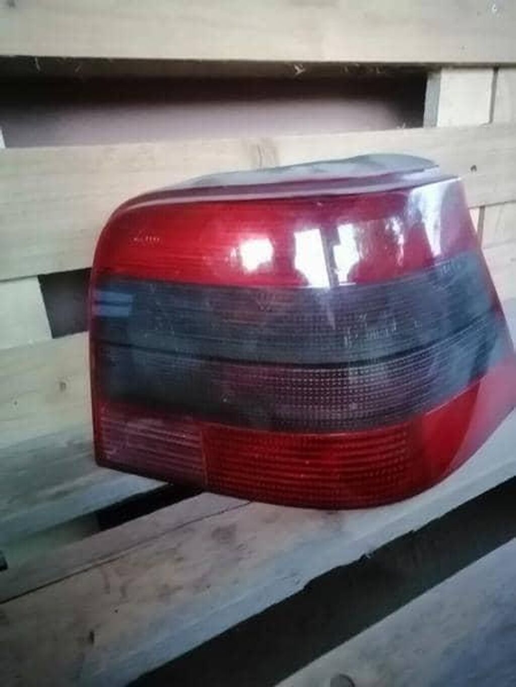 STOP ZA VOLKSWAGEN GOLF 4 | Stop svetla Golf 4 Ostali delovi Golf 4