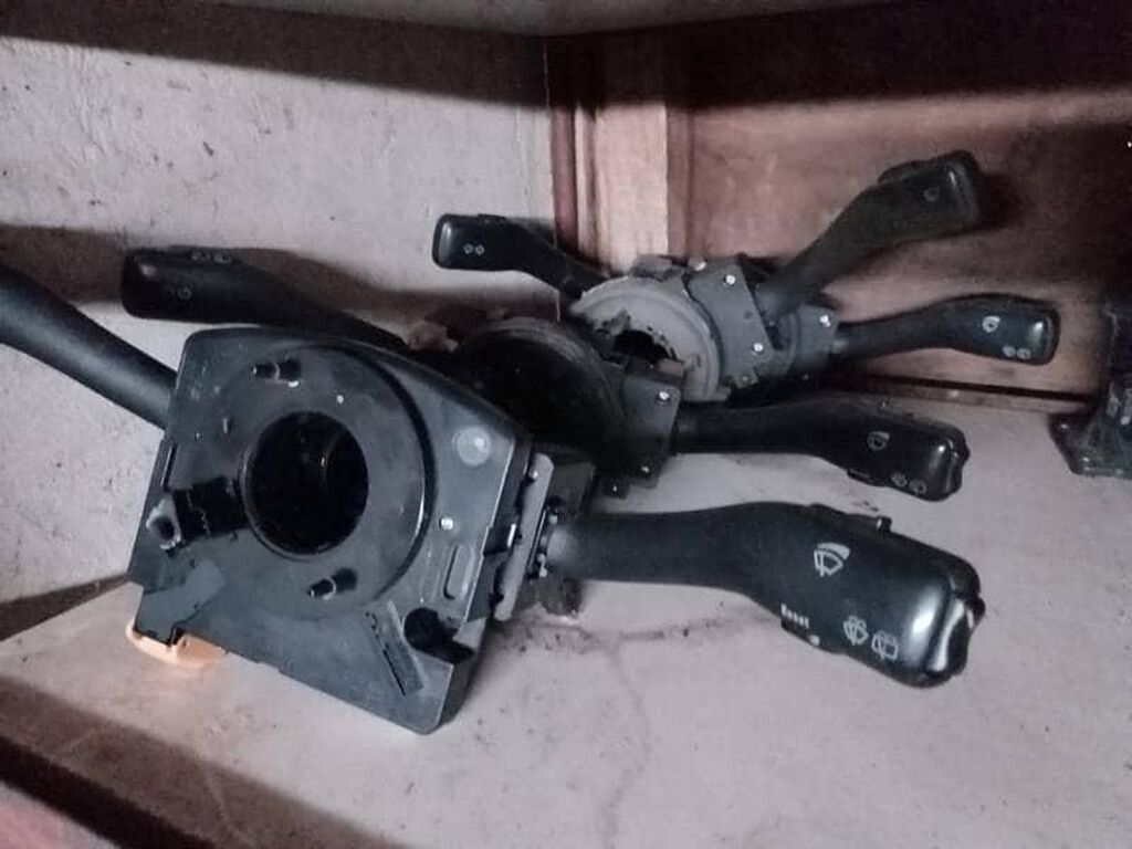 SPULNA ZA VOLKSWAGEN GOLF 4 | Delovi Golf 4