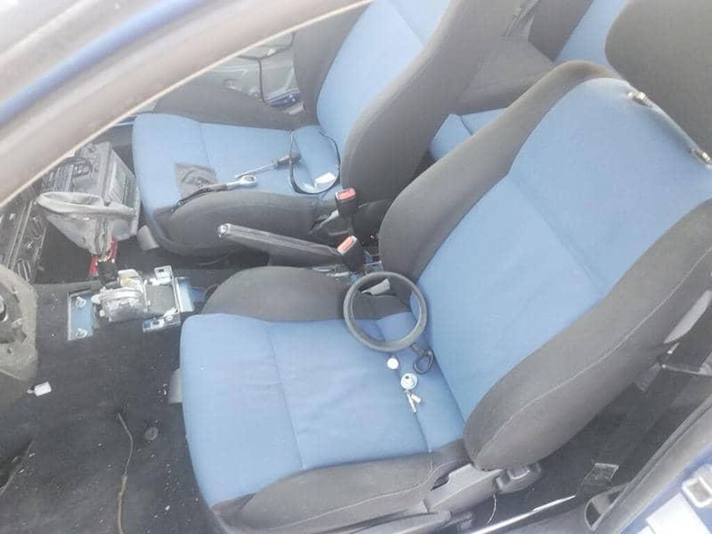 SEDISTA ZA VOLKSWAGEN GOLF 4 | Sedista za Golf 4 3vrata Ostali