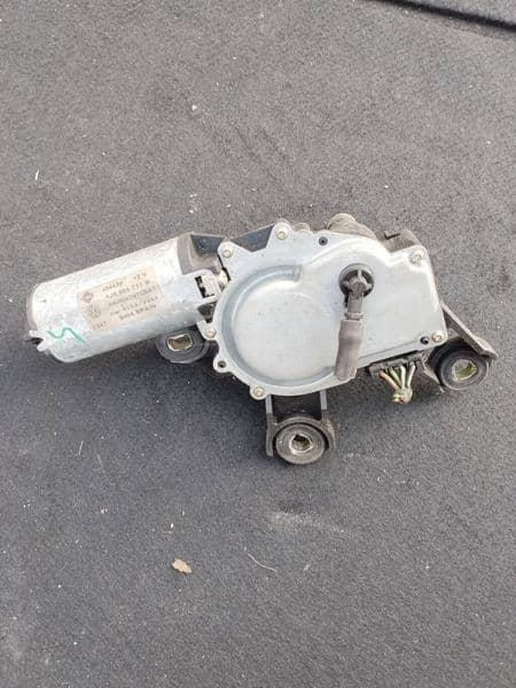 MOTORIC ZADNJEG BRISACA ZA VOLKSWAGEN GOLF 4 | Motoric zadnjeg