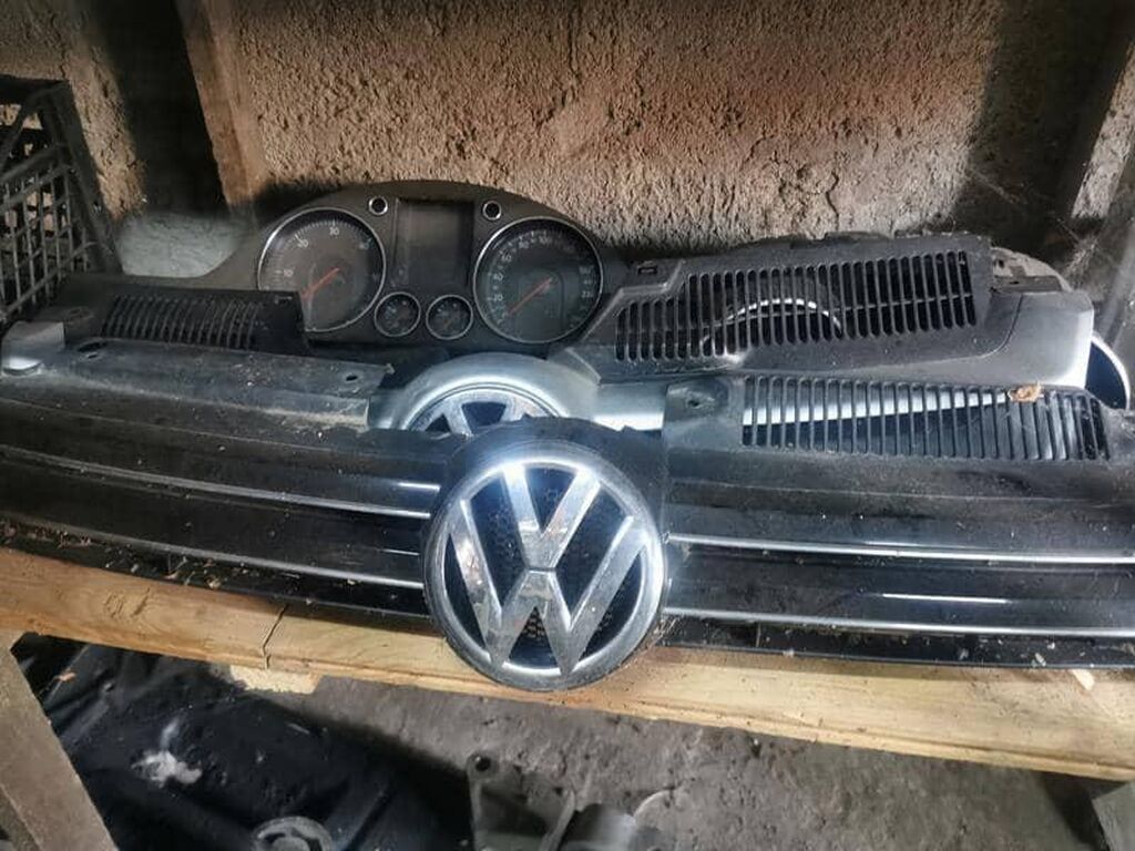 MASKA ZA VOLKSWAGEN GOLF 6 | Maska za Golf 6 Ostali delovi vw i audi