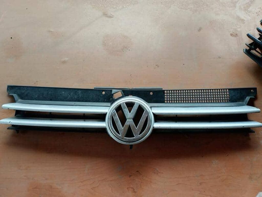MASKA BRANIKA ZA VOLKSWAGEN GOLF 4 | Maske prednjek branika sa