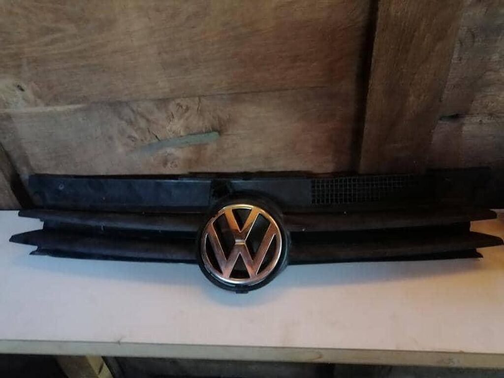 MASKA ZA VOLKSWAGEN GOLF 4 | Prednja maska sa znakom Delovi Golf 4