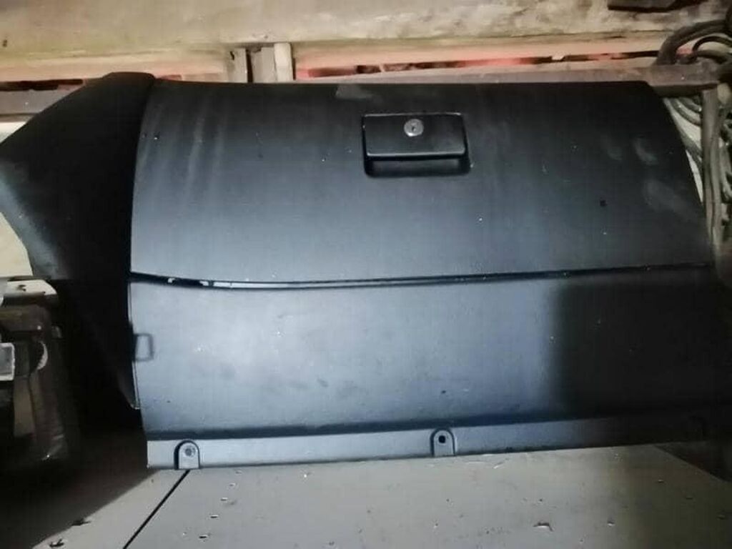 KASETA ZA VOLKSWAGEN GOLF 4 | Delovi Golf 4 - Polo